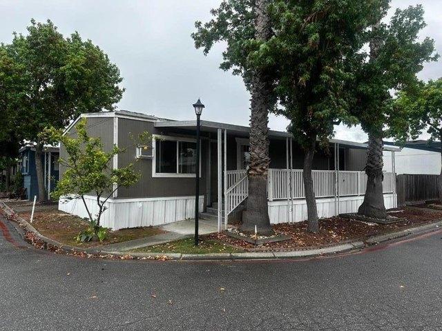 154 El Bosque St Unit 154, San Jose, CA 95134