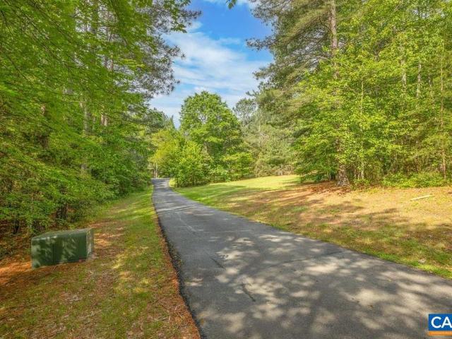 154 Foxmoor Rd