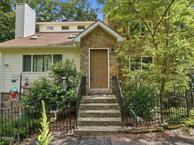 154 Forest Ridge Dr, Hawley, PA 18428