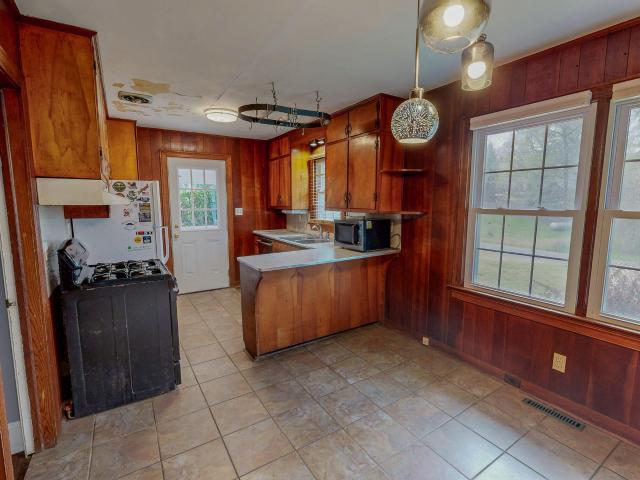 154 Fairview Street