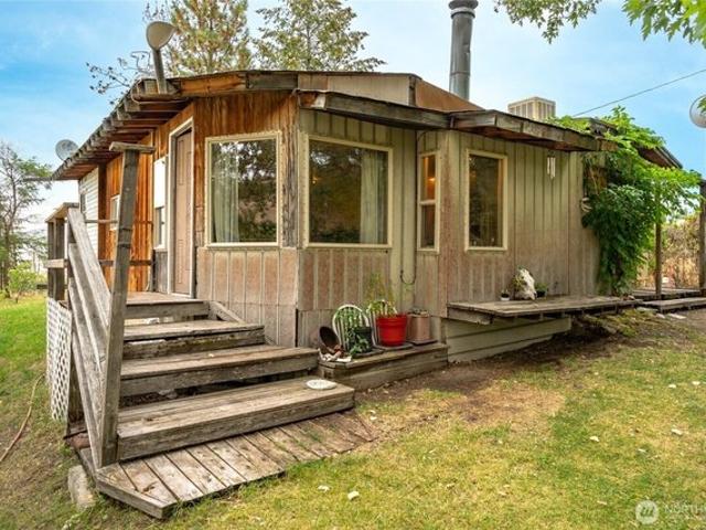 154 Knox Rd, Riverside, WA 98849