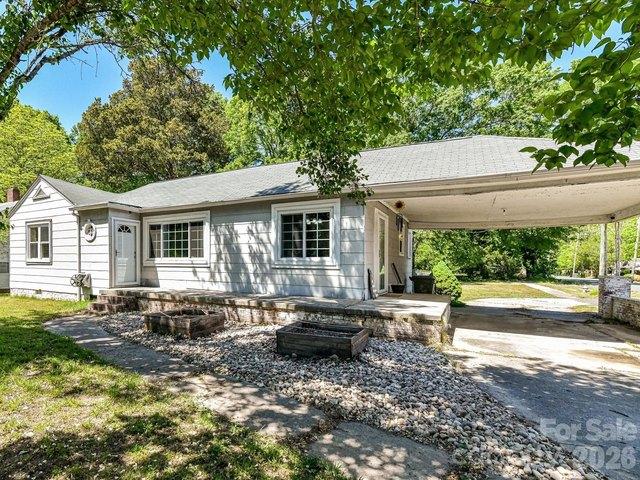 154 Lancaster St, Chester, SC 29706