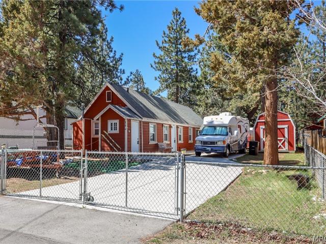 154 Leonard Ln, Sugarloaf, CA 92386 | MLS #32600