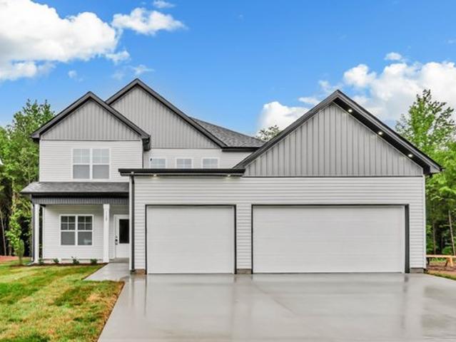 154 Monaghan Dr, Clarksville, TN 37042