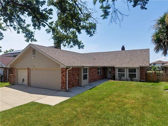 154 Moonraker Dr, Slidell, LA 70458