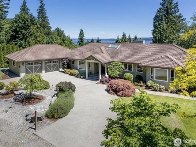154 Maxview Dr, Port Ludlow, WA 98365
