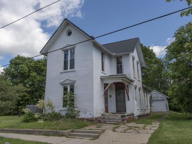 154 Middlebury St, Elkhart, IN 46516