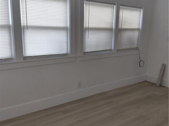 154 N 1ST