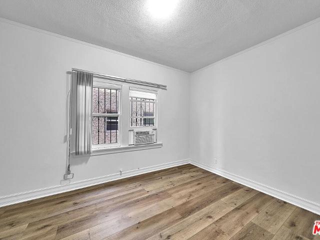 154 N Edgemont St, Unit 3, Los Angeles, CA 90004 | MLS #26671