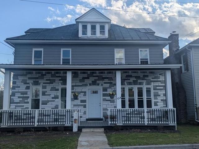154 N Main St, Milroy, PA 17063