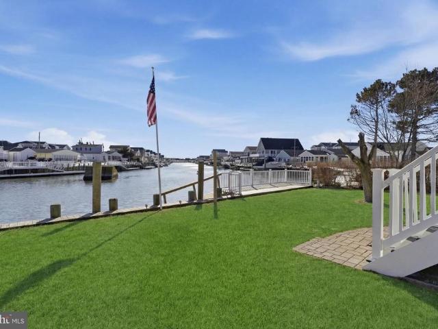 154 N Spinnaker Drive