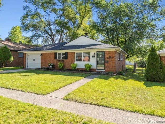 154 Noble St, Milford Vlg, MI 48381