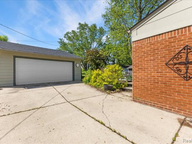 154 Nichols Drive