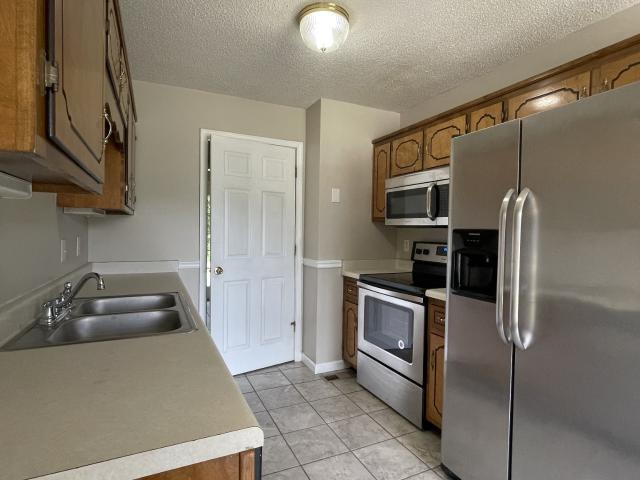 154 Shady Maple Dr
