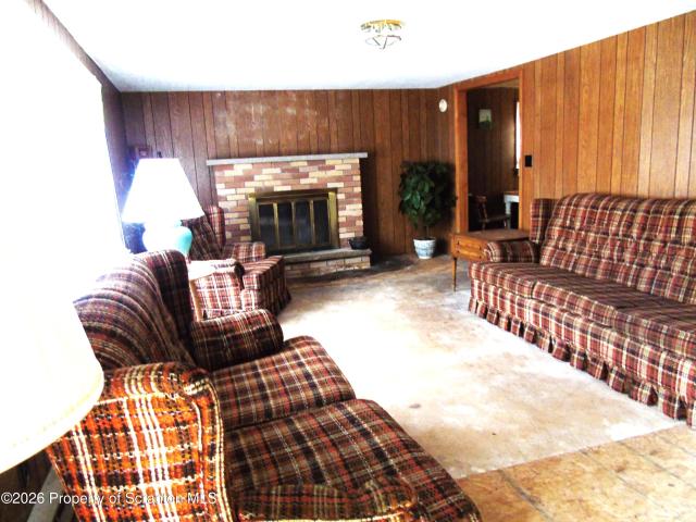 154 Squaw Trail