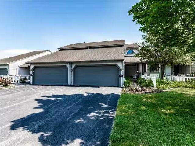 154 SUMMERHAVEN DR S, EAST SYRACUSE, NY 13057 Condo/Townhome F.
