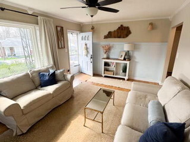 154 Sunset Dr