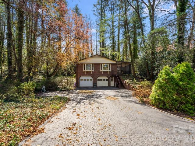 154 Surry Lane