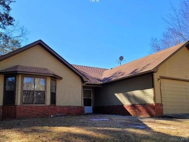 154 Parkwood Cir, Ozark, AL 36360