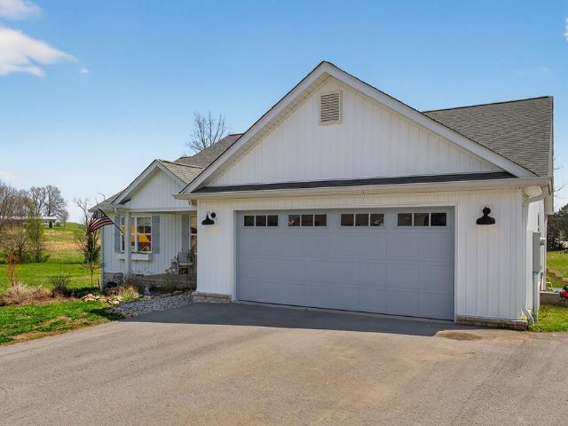 154 Primrose Ln