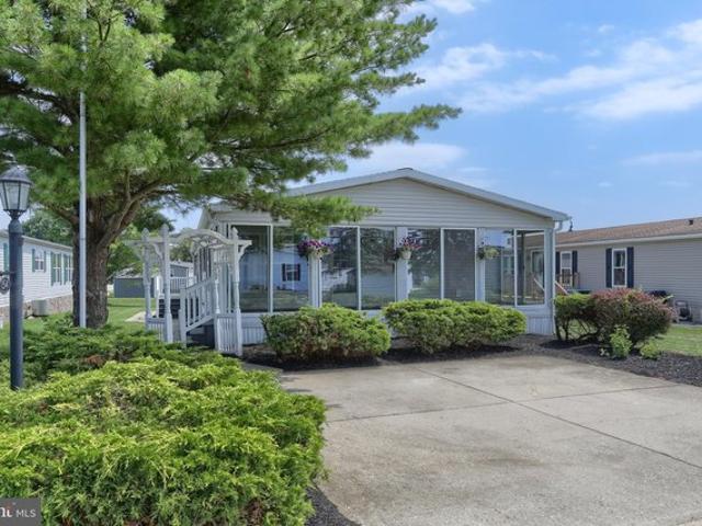 154 W Spruce St, Palmyra, PA 17078