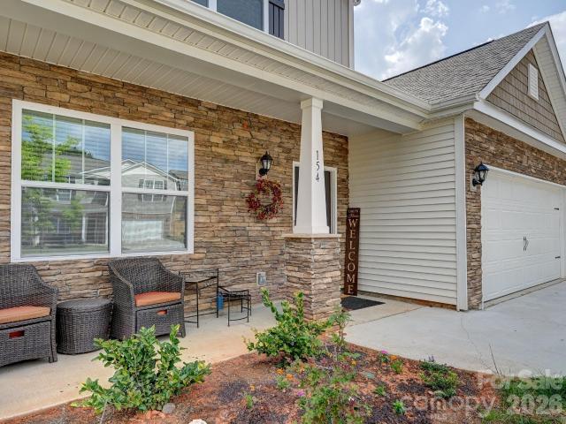 154 Woodvale Drive