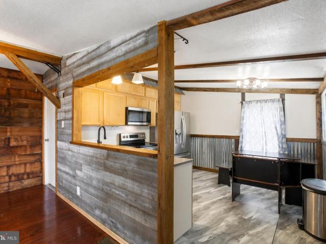 154 Worrell Ln, Colonial Beach, VA 22443 | MLS #VAWE2011