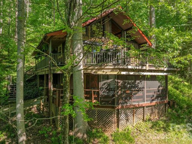 154 Timberside Dr, Mars Hill, NC 28754