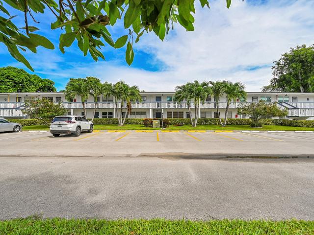 154 Upminster G, Unit 154, Deerfield Beach, FL 33442 | MLS #B26006 | Compass