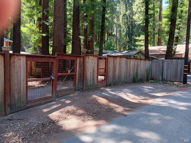 15543 Canyon 3 Rd, Guerneville, CA 95446