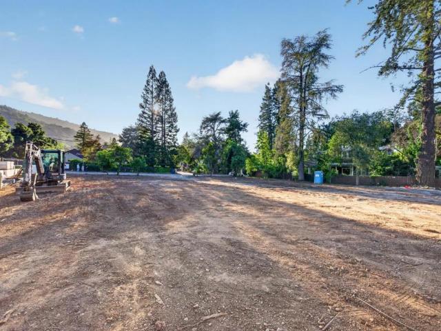 15540 Glen Una PARCEL A Drive
