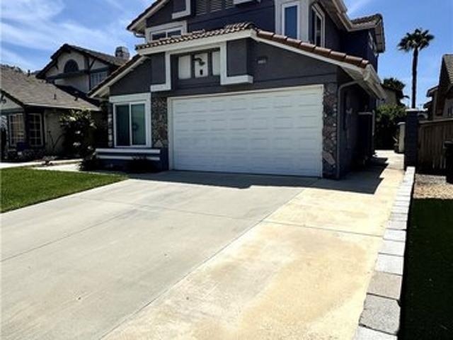 15549 Agate Dr, Fontana, CA 92337