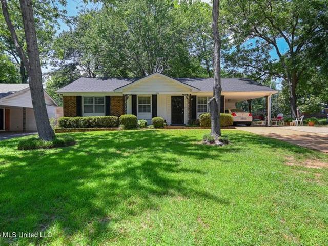1554 Brookhaven Dr, Southaven, MS 38671