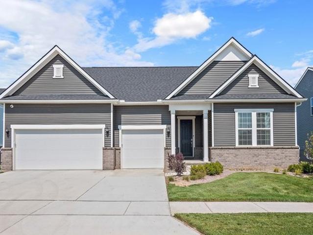 1554 Firefly Trl, Milford, MI 48381