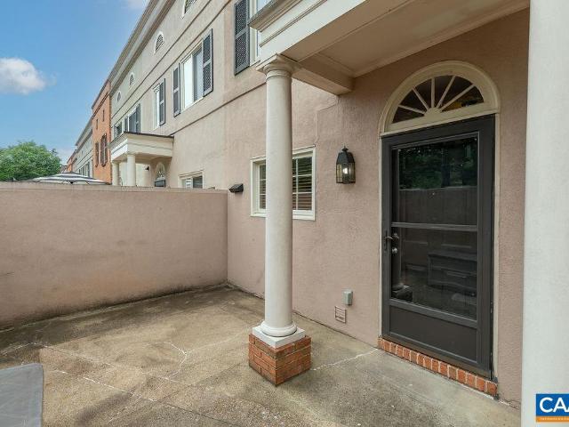 1554 Garden Ct