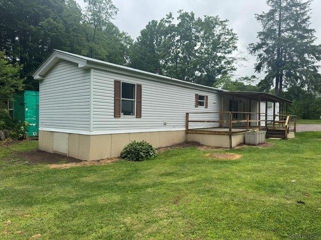1554 Greenville Rd, Meyersdale, PA 15552