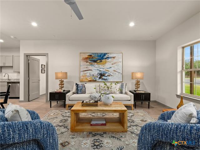 1554 Gruene Road B 3