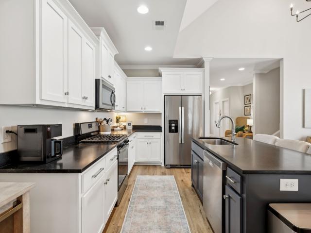 1554 John Galt Dr