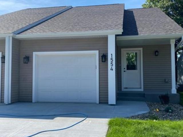 1554 Kings Ct SE, Rochester, MN 55904