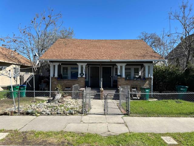 1554 S San Joaquin St, Stockton, CA 95206 | MLS #225119 | Compass