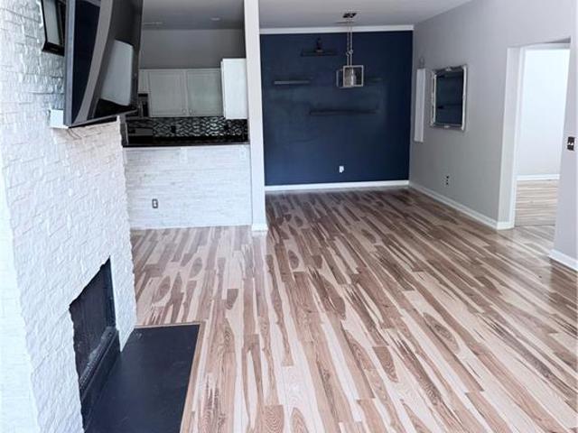 1554 Settlers Walk Court SW 2