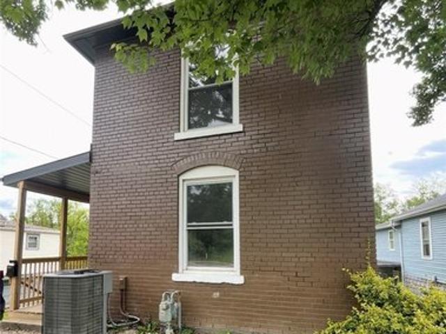 1554 Wheeling Ave, Zanesville, OH 43701