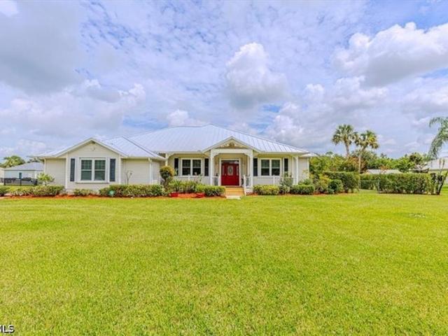 15551 Idalia Dr, Alva, FL 33920