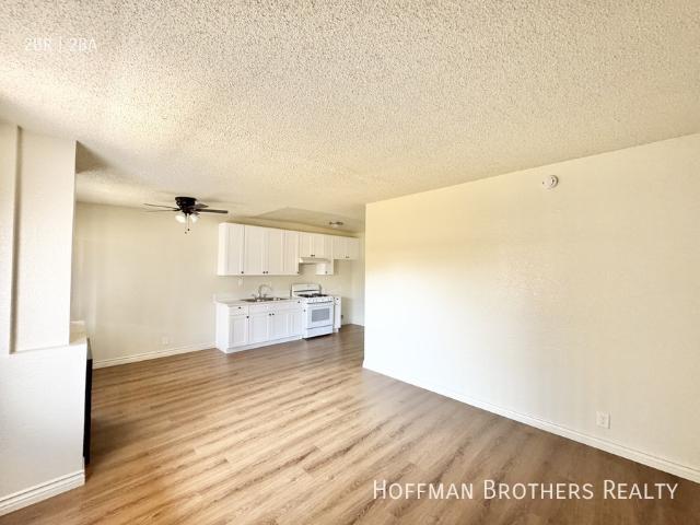 15552 Nordhoff St North Hills, CA 91343