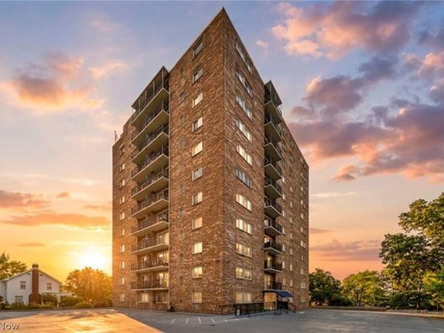 15555 Hilliard Rd Apt 504, Lakewood, OH 44107