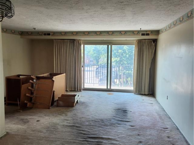 15555 Hilliard Road 405