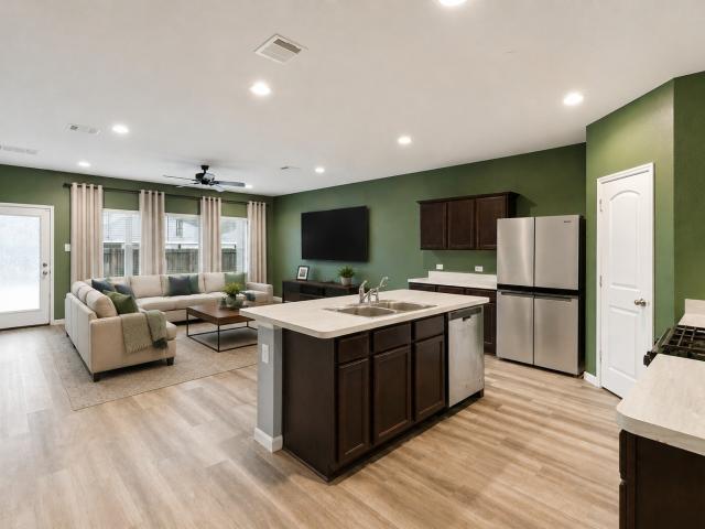 15556 Mallow Court