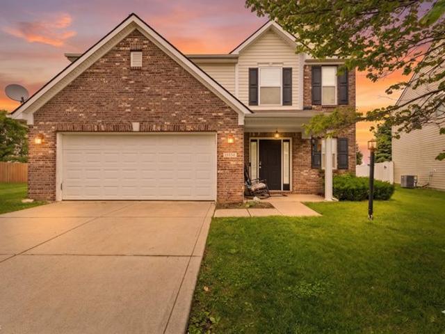 15556 Old Pond Cir, Noblesville, IN 46060
