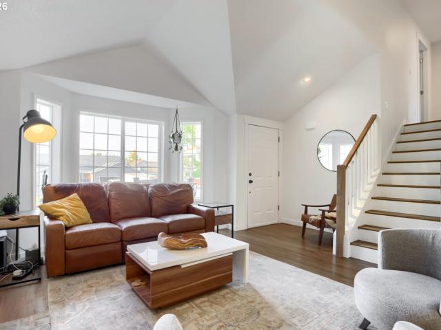 15559 sw bristlecone way