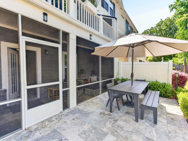 1555 Moss Spring Road